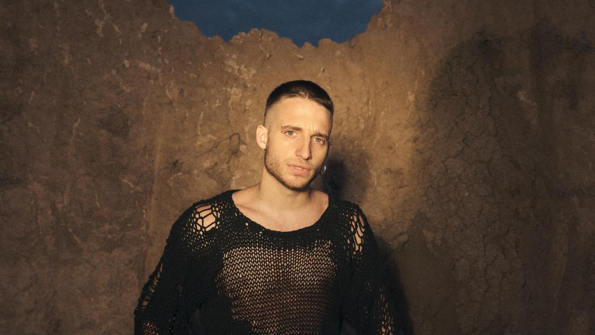 Wos vuelve a Bogotá para reivindicar el rap argentino con su gira ‘Descartable’