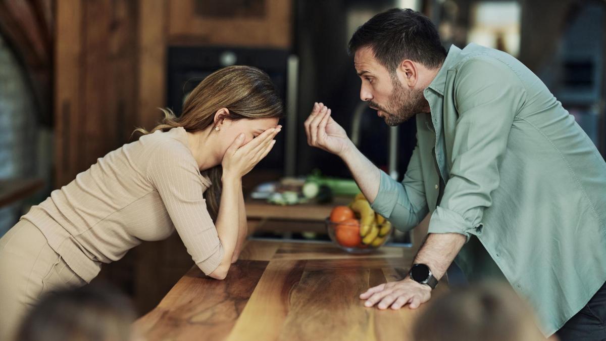 La frase 'tóxica' que destruye cualquier relación, según la psicología