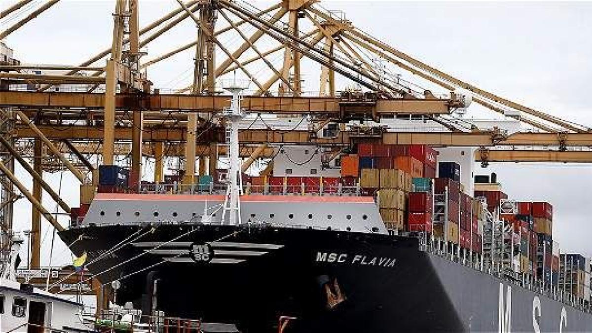 El MSC Flavia, la embarcación más grande que ha llegado al país