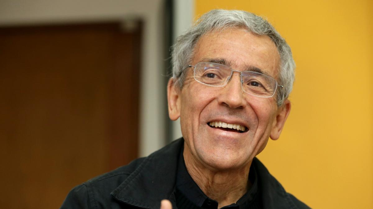 Entrevista de Yamid Amat a Francisco de Roux sobre Jesús, la Iglesia y ...