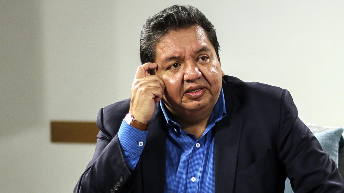 Entrevista de Yamid Amat a Mauricio Arcos-Burgos sobre futuro de clonación humana