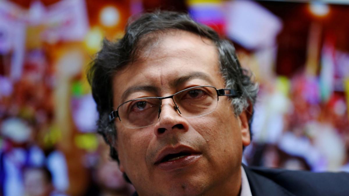 Polémicas declaraciones de Simón Vélez sobre financiación de políticos