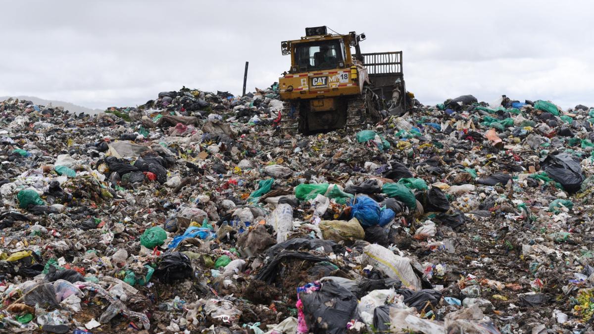 Colombia no tiene rellenos sanitarios y mantiene un mal manejo de basuras