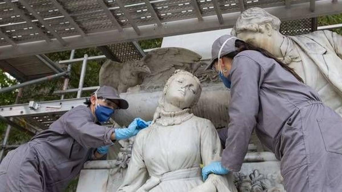 Efraín y María son sometidos a ‘cirugía’