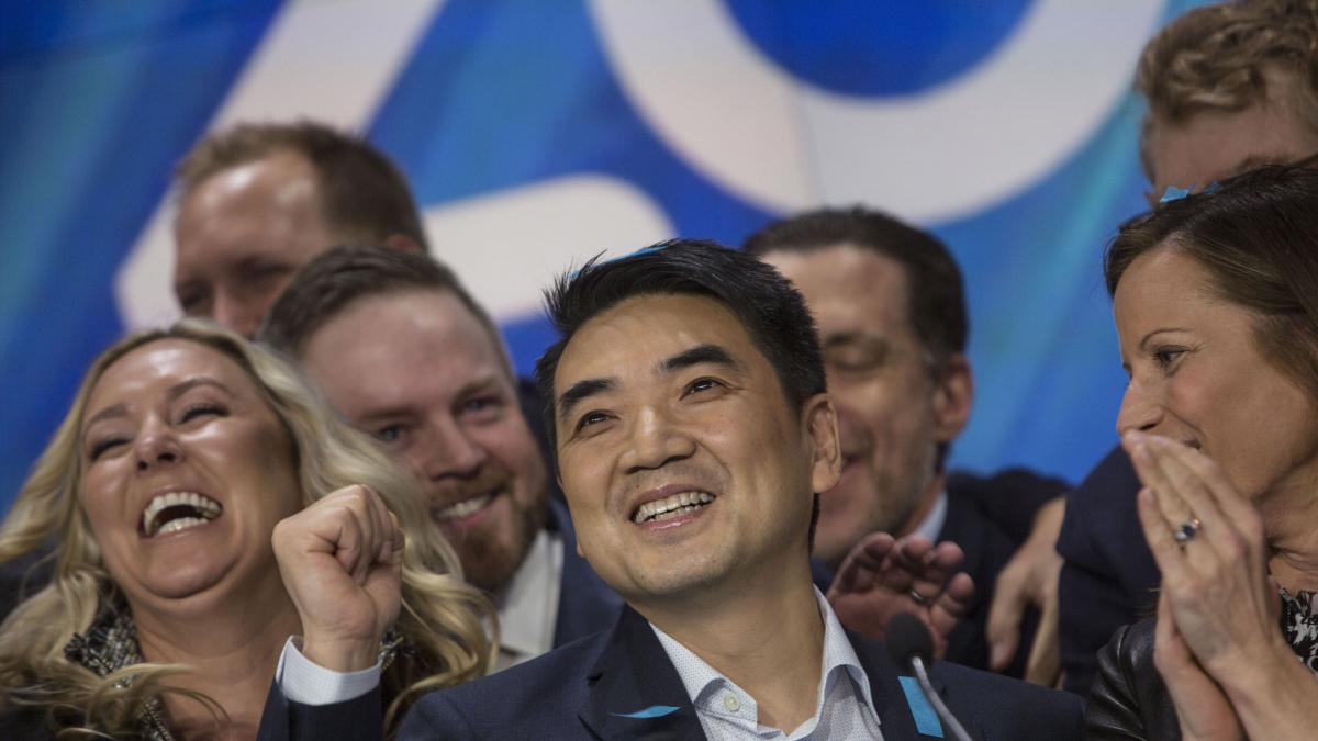 Zoom: Quién es el multimillonario fundador de plataforma de videollamadas