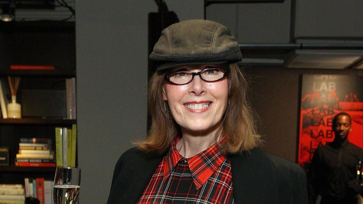 Quién es Elizabeth Jean Carroll, la mujer que acusa a Trump de violarla ...