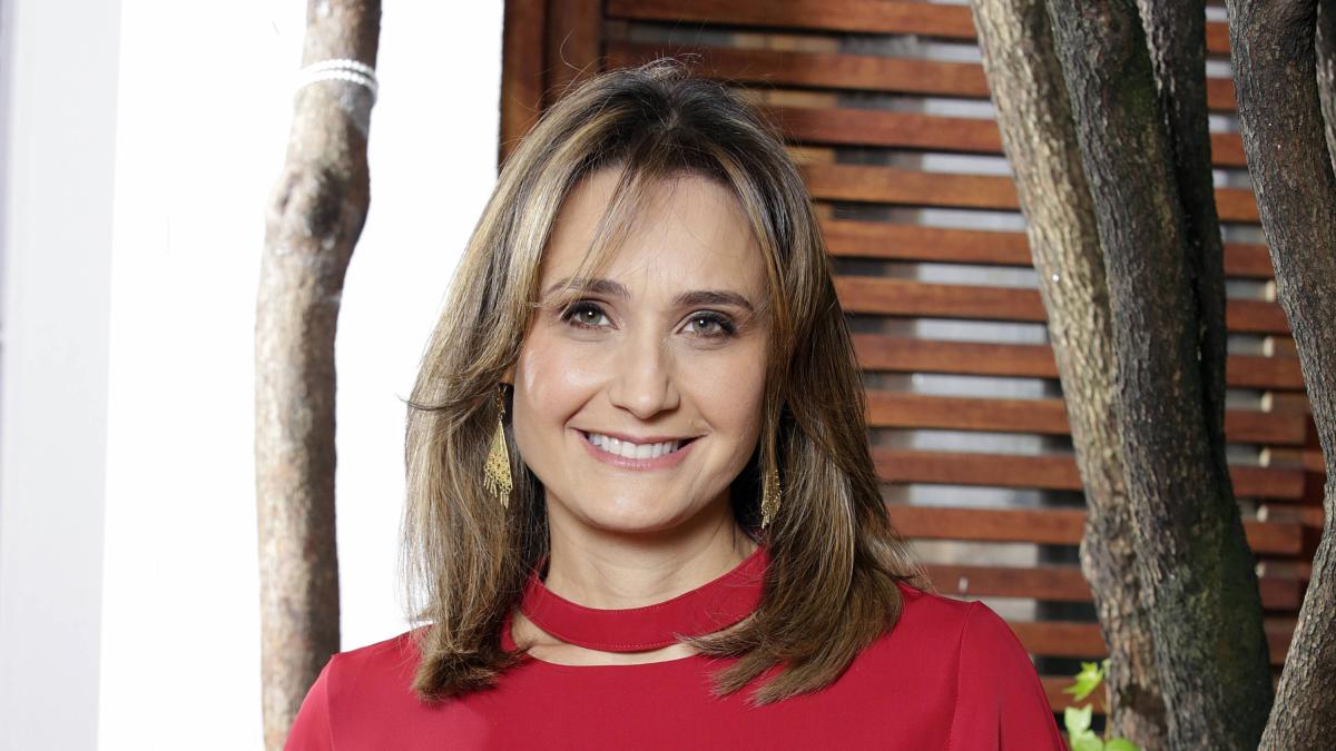 Inés María Zabaraín, en Rcn se enfrenta en el mismo horario con su ...