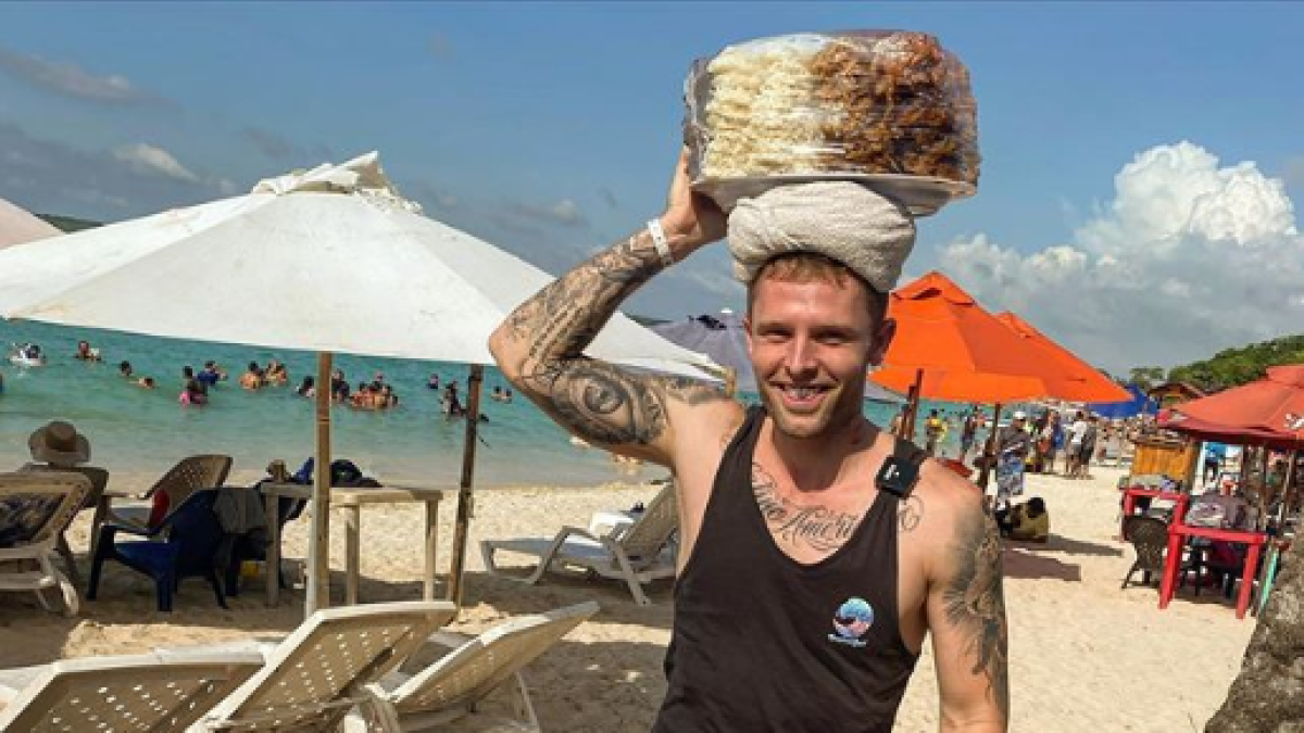 Youtuber Zach Morris reclama por cobro exagerado en Cartagena y lo amenazan