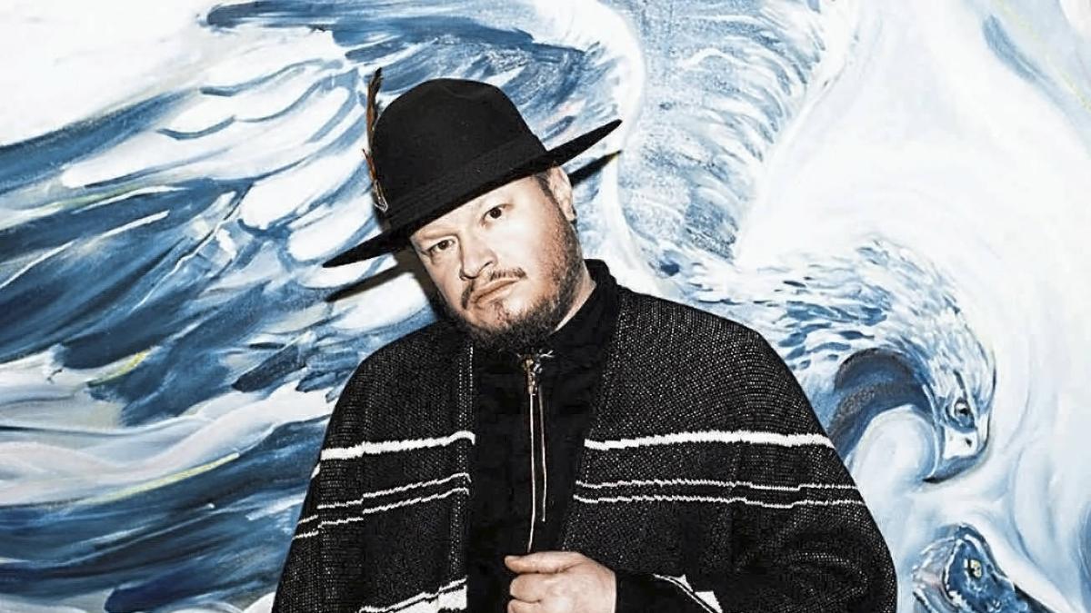 Leonel García habla de su nuevo álbum Amor pasado
