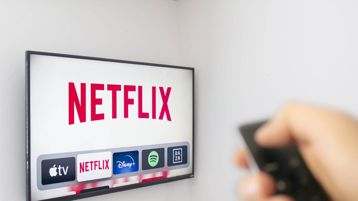 ¿Cómo instalar Netflix en un Smart TV?