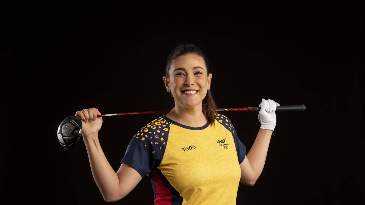 María José Uribe comienza el torneo de golf femenino en Tokio 2020