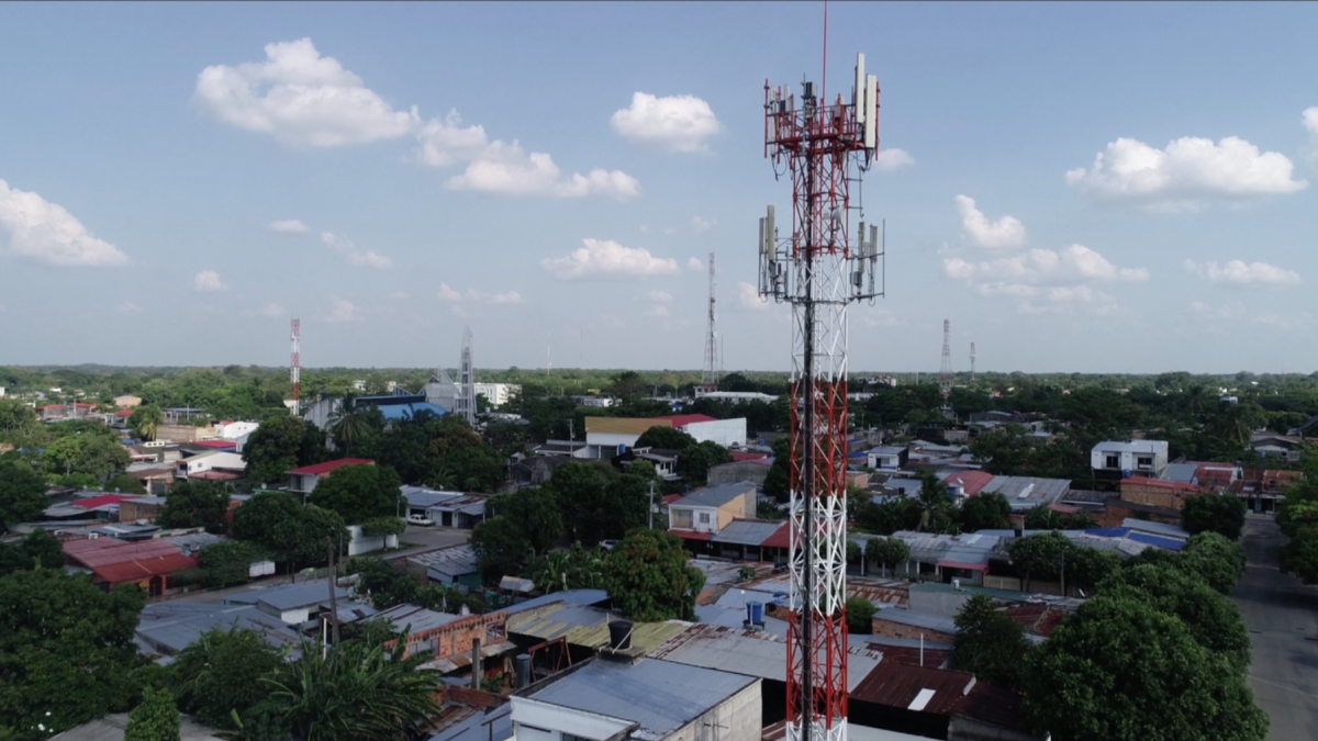 Más zonas rurales conectadas con internet 4G de Claro