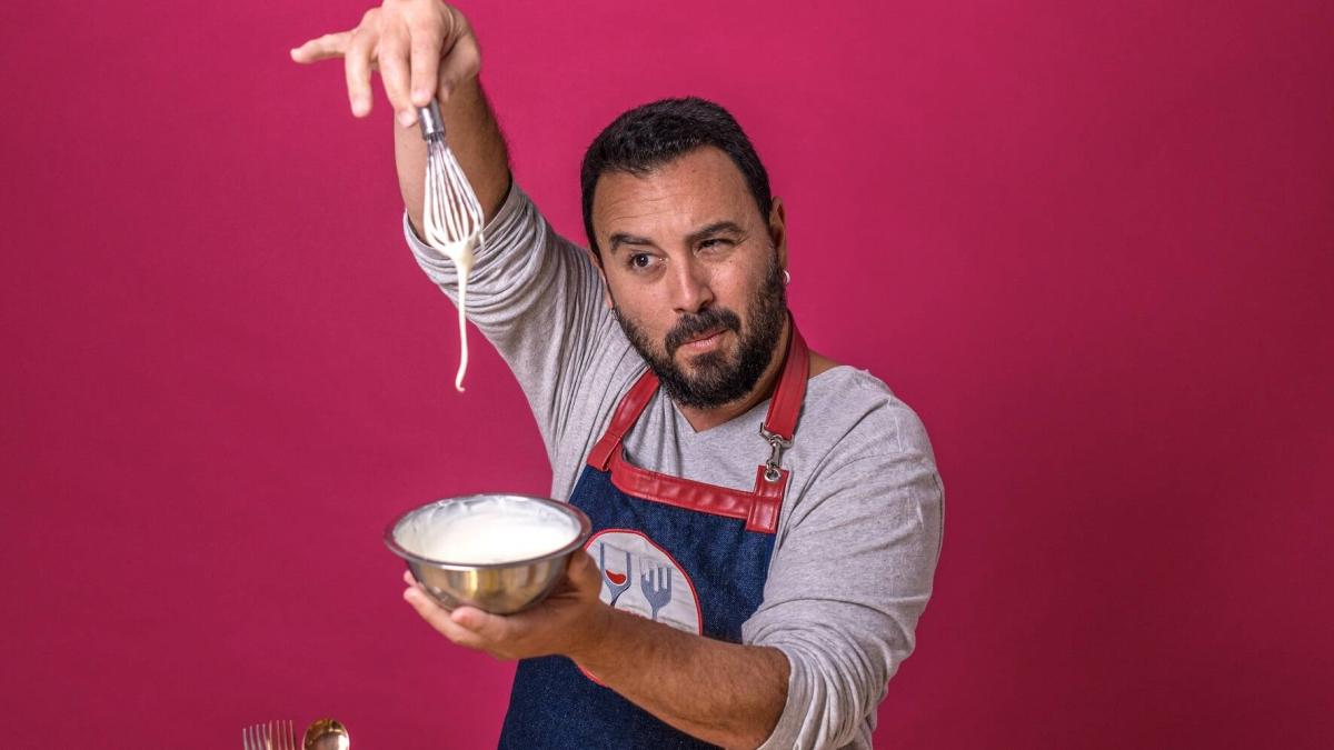 Tulio Zuloaga presentó un libro con las mejores de sus recetas con 'truco'