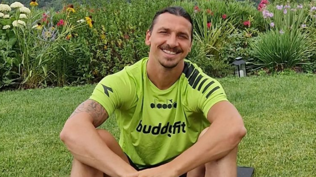 Zlatan Ibrahimovic: el impresionante físico del delantero a sus 40 años