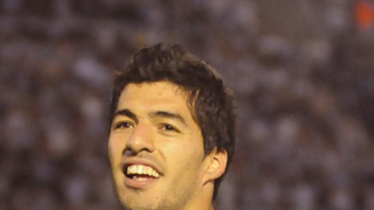 uis Suárez se juega su futuro mientras visita a Lionel Messi