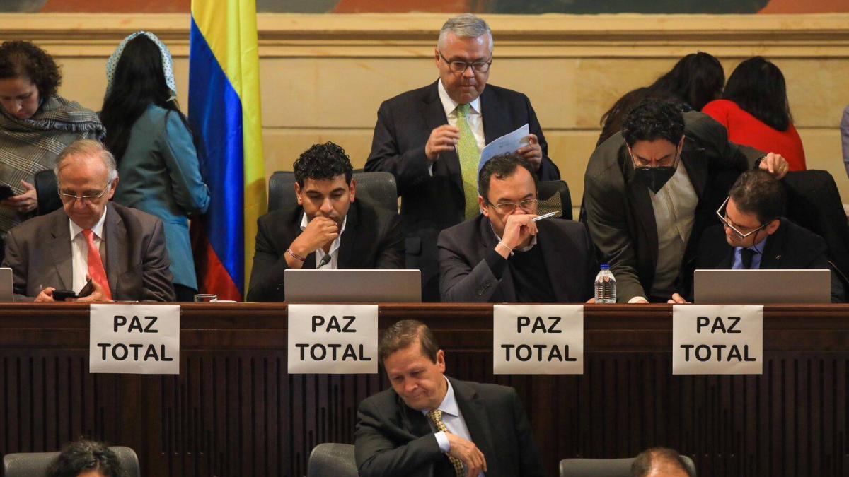 Análisis de Jhon Torres: ¿Presidente todopoderoso para la paz?