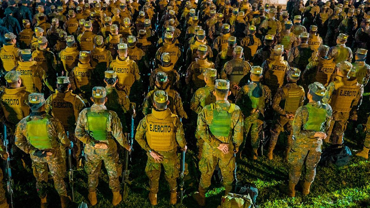 Bukele encierra un municipio con 10.000 soldados para capturar pandilleros