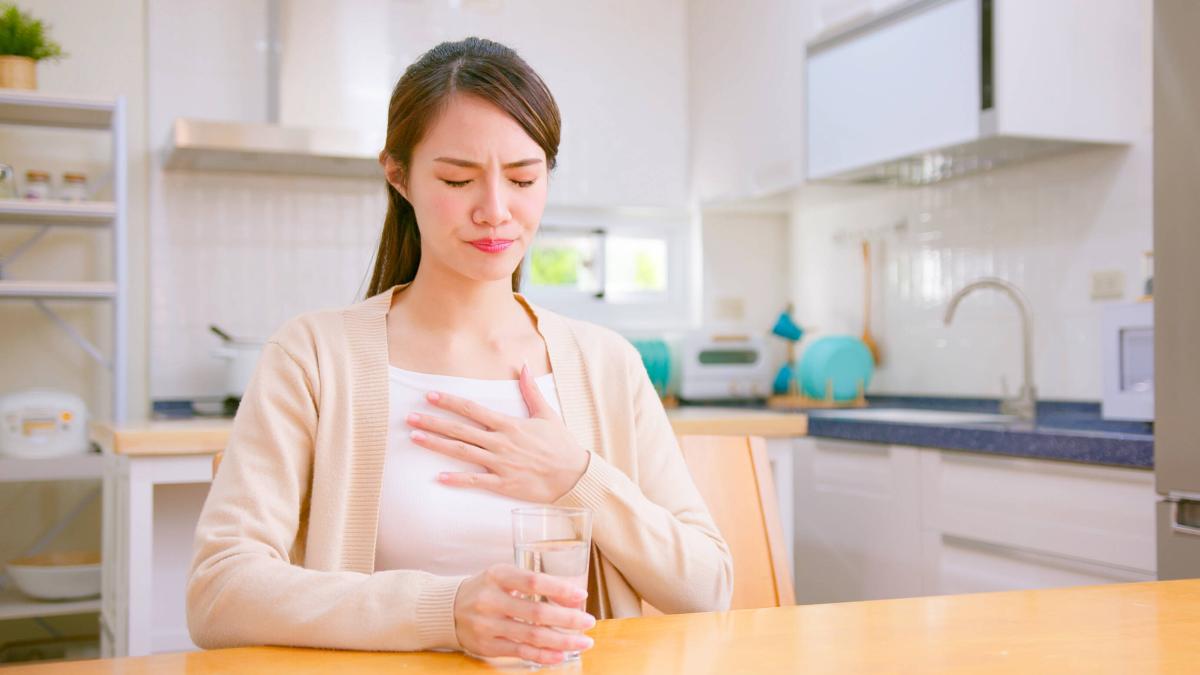 ¿Qué es la pirosis y cómo se combate?