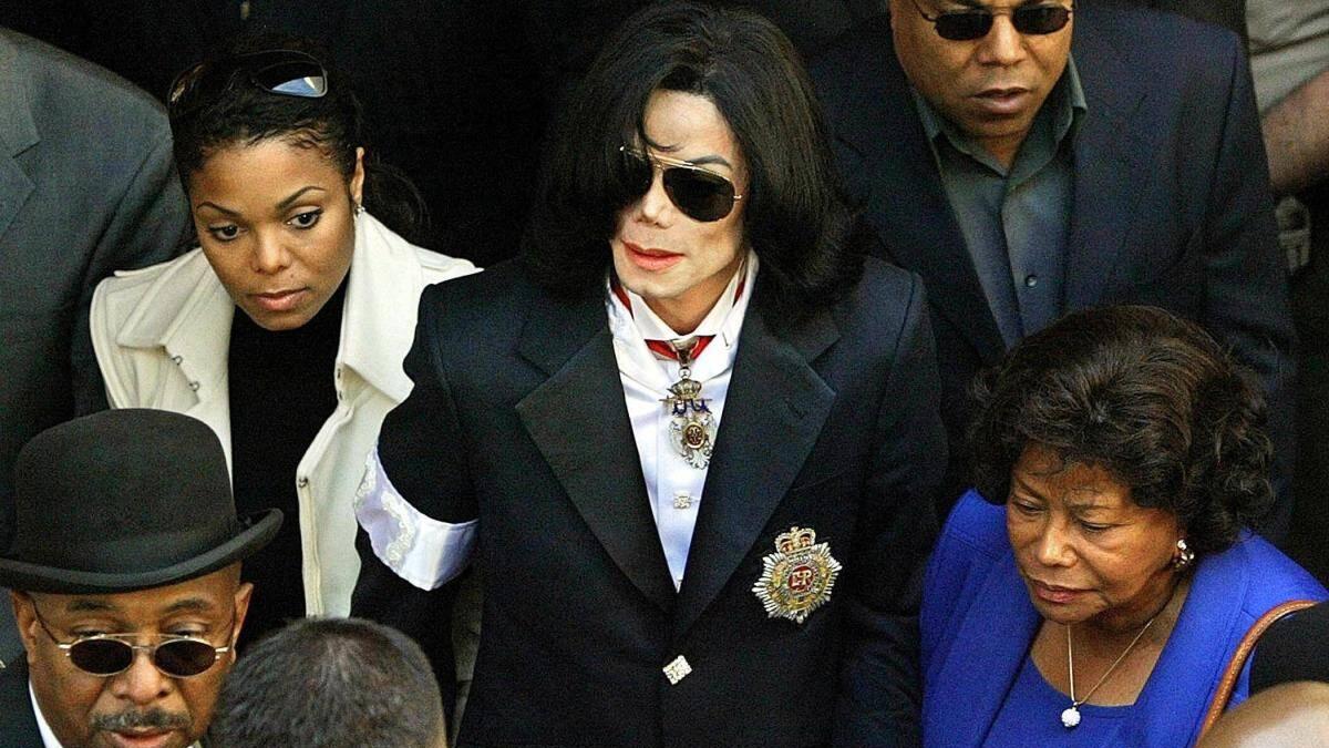 Detalles inéditos de la autopsia de Michael Jackson; era calvo