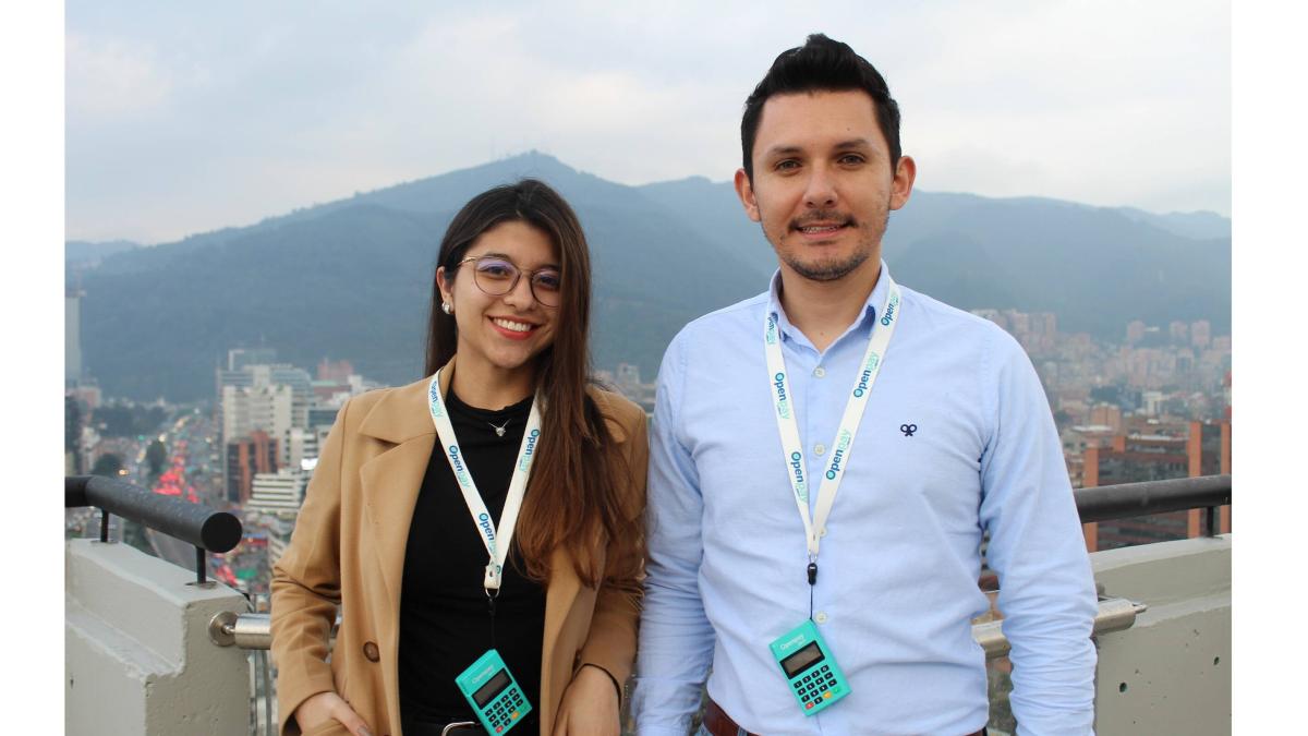 Openpay presenta su nuevo datáfono para comercios y emprendedores