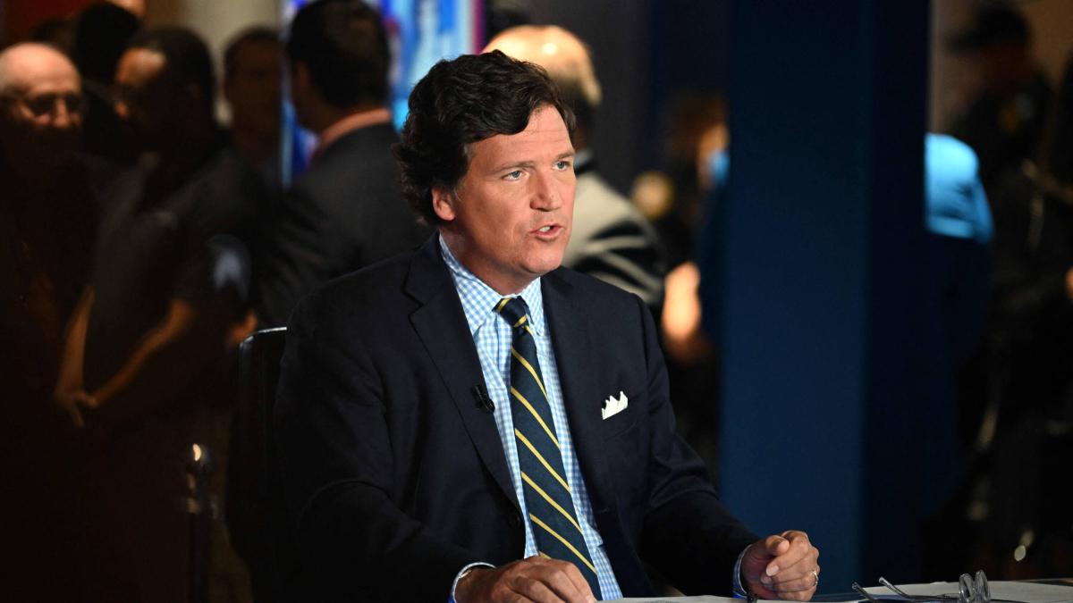 Tucker Carlson: qué se sabe de su salida de Fox News