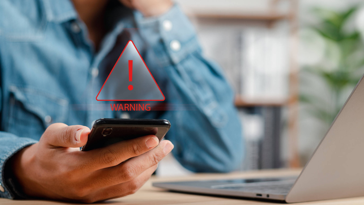 ¿Cómo saber si tengo el teléfono 'chuzado'? Expertos explican qué hacer