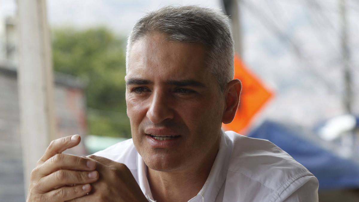 Andrés Julián Rendón propone gravar 10 veces más los títulos mineros ...