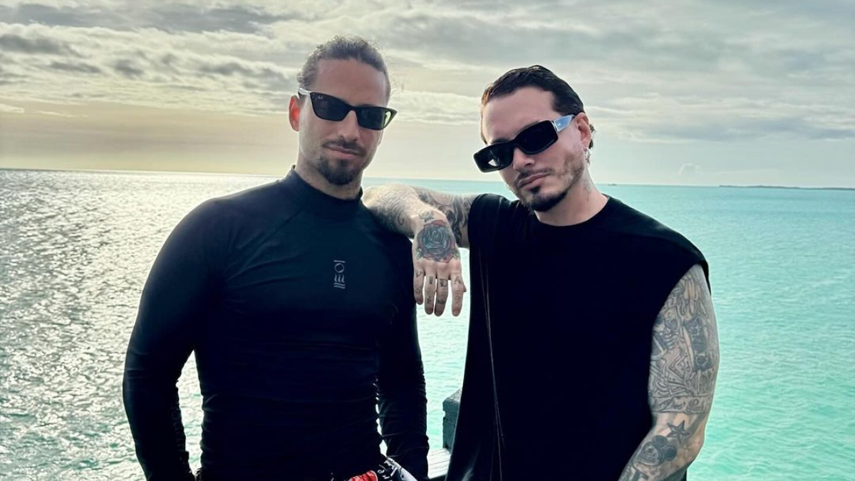 Maluma y J Balvin estrenaron 'Gafas negras', su nueva colaboración ya ...