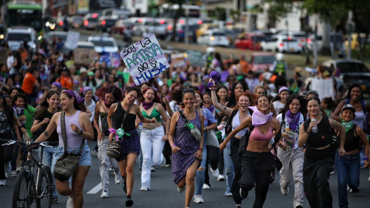 10 Frases para conmemorar el 'Día de la mujer' el 8 de marzo