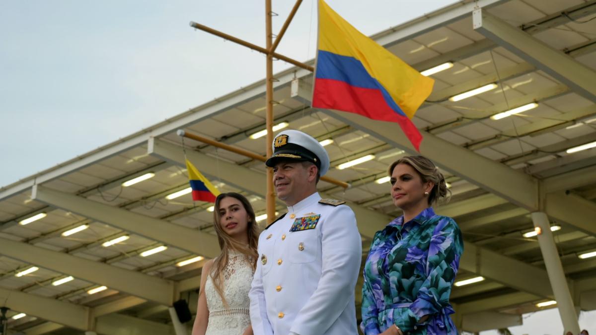 Armada de Colombia rindió honores en Cartagena a su comandante, el ...