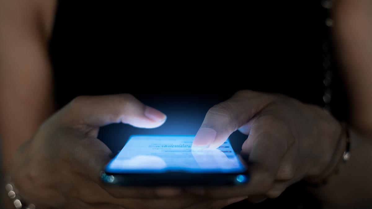 Usuarios ya pueden chatear con ChatGPT desde WhatsApp: así puede ...