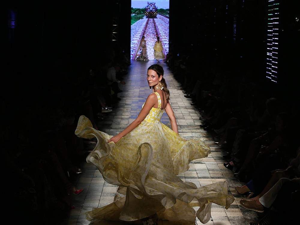 Diseñadores de moda colombianos con reconocimiento internacional