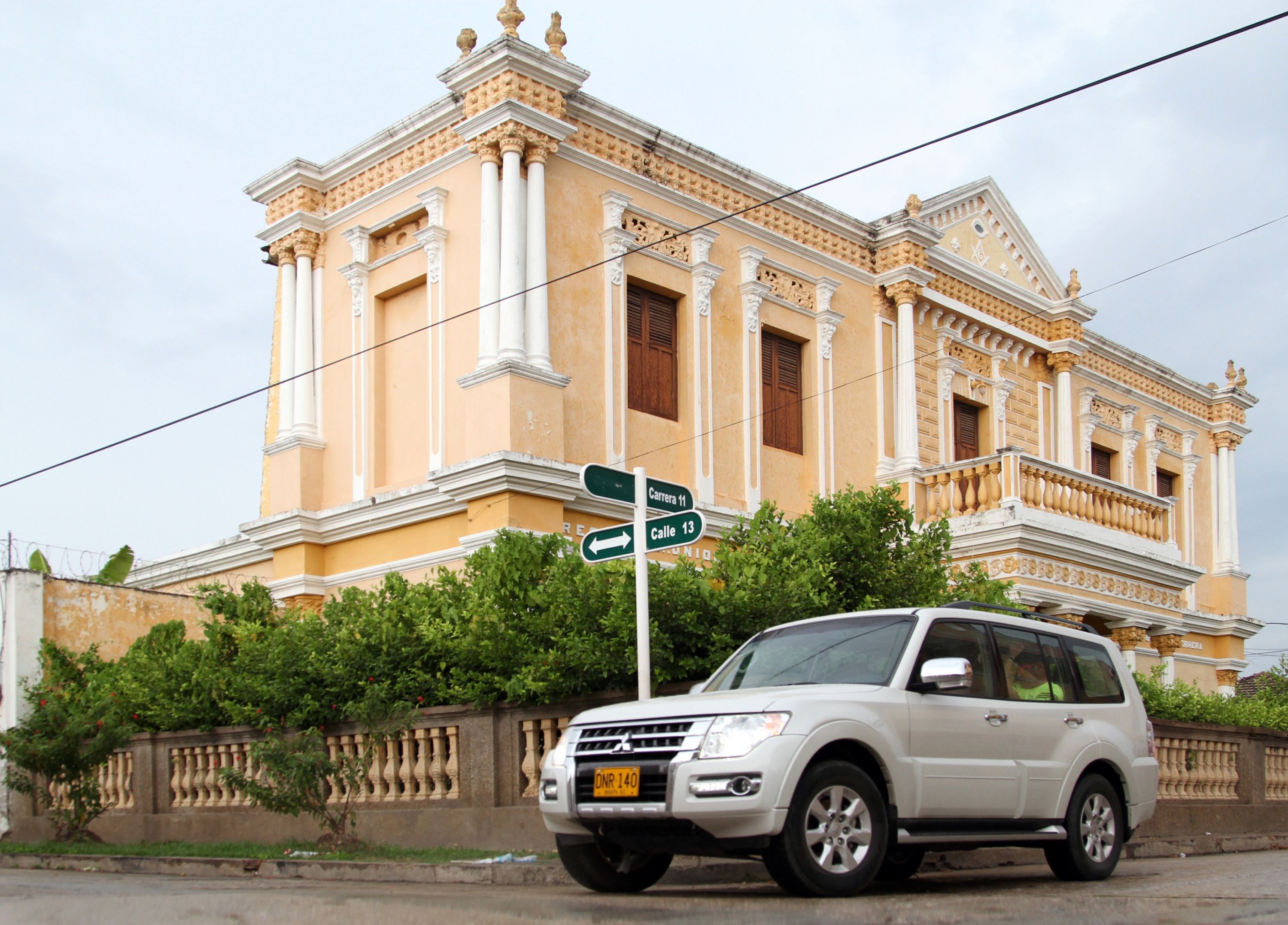 En 2021 dejarán de fabricar el Mitsubishi Montero, recordado campero en ...