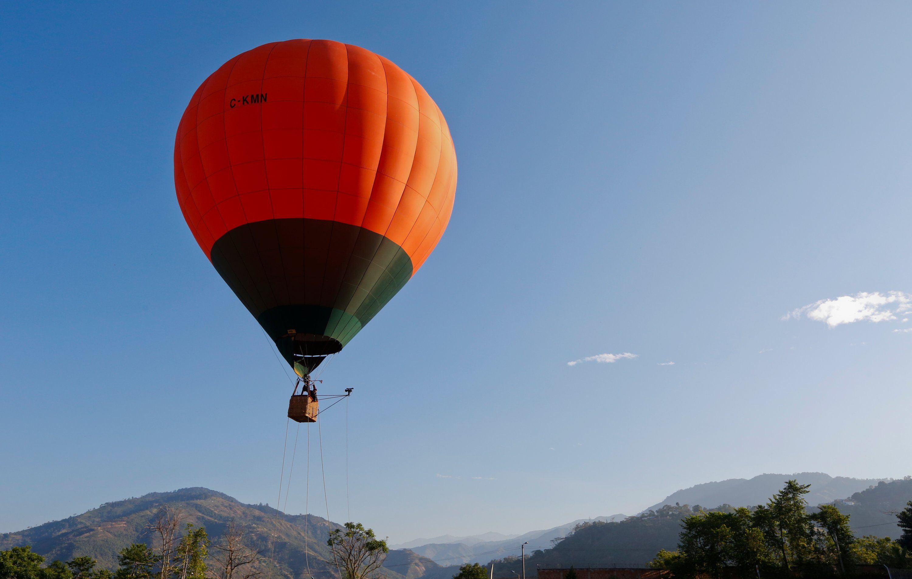 Volar en globo aerostático:lugares en Colombia donde hacerlo