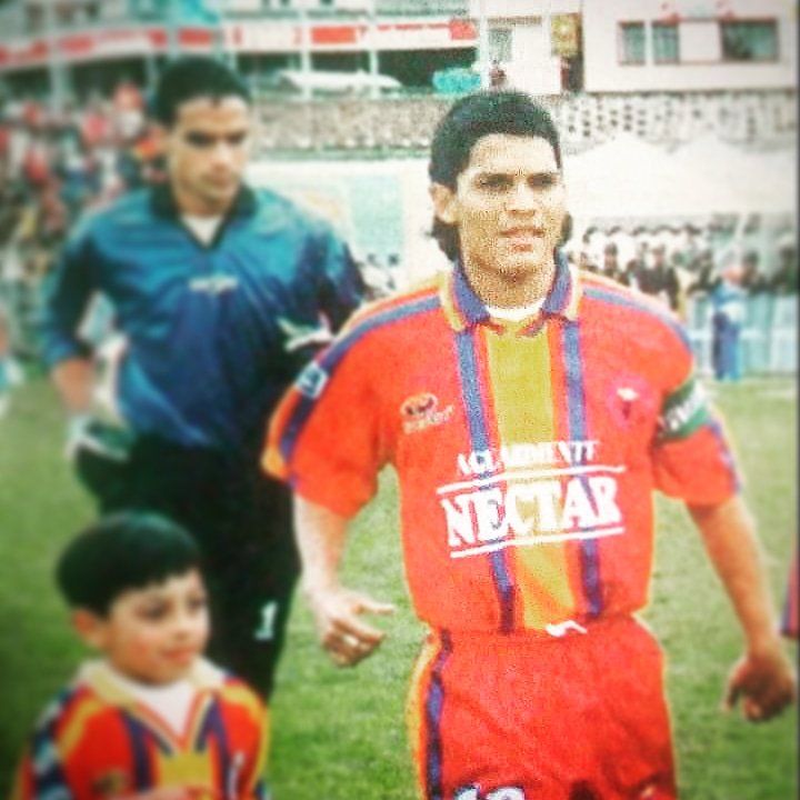 Exfutbolista Carlos Rendón es hospitalizado tras falla cardiaca