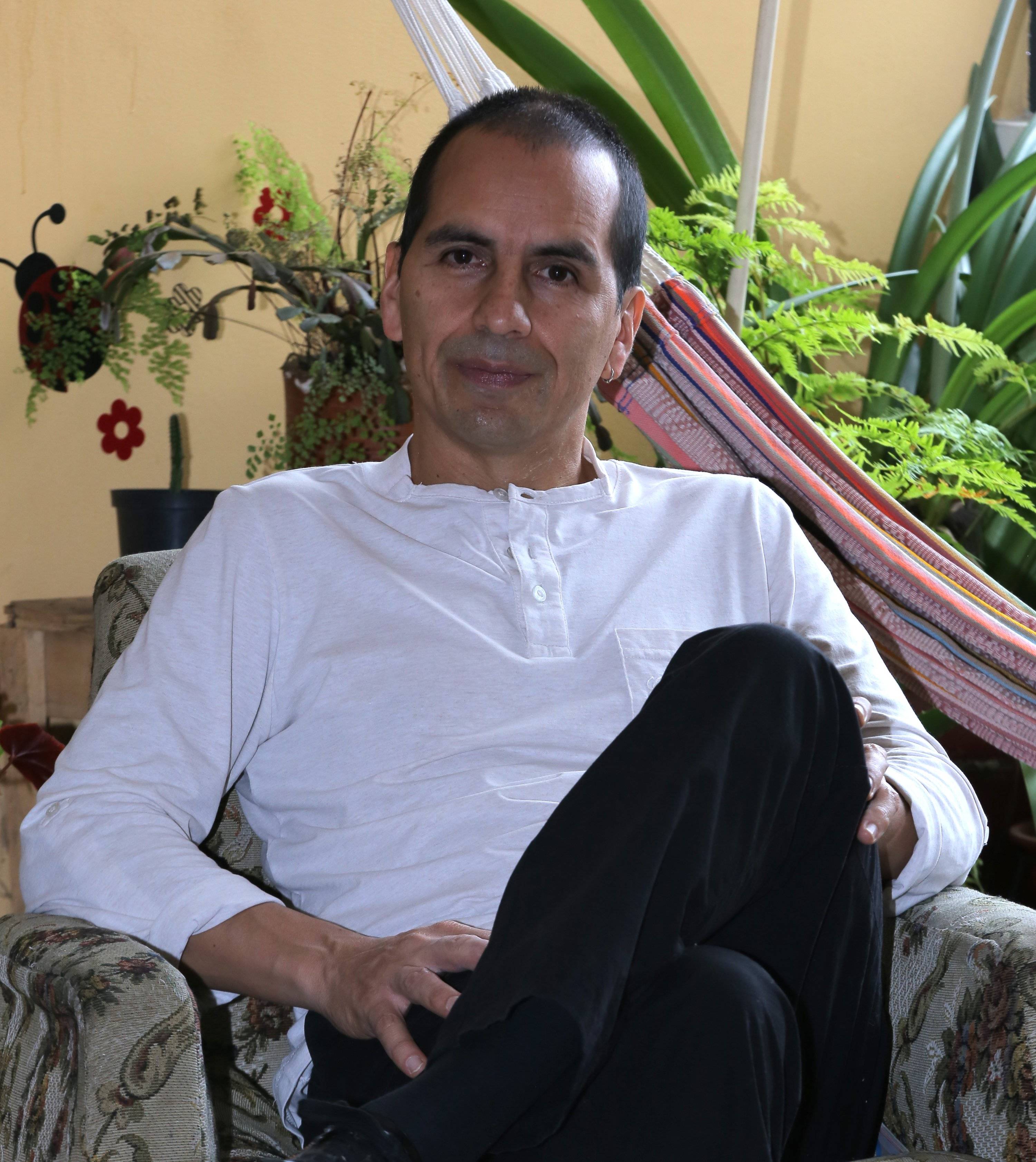 Fragmento de la antología poética publicada por John Galán Casanova