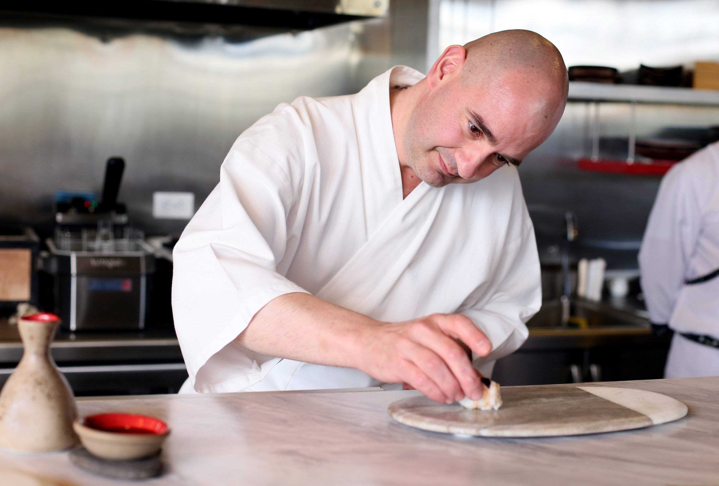 Chef Félix Jiménez habla de la preparación del sushi en sus restaurantes