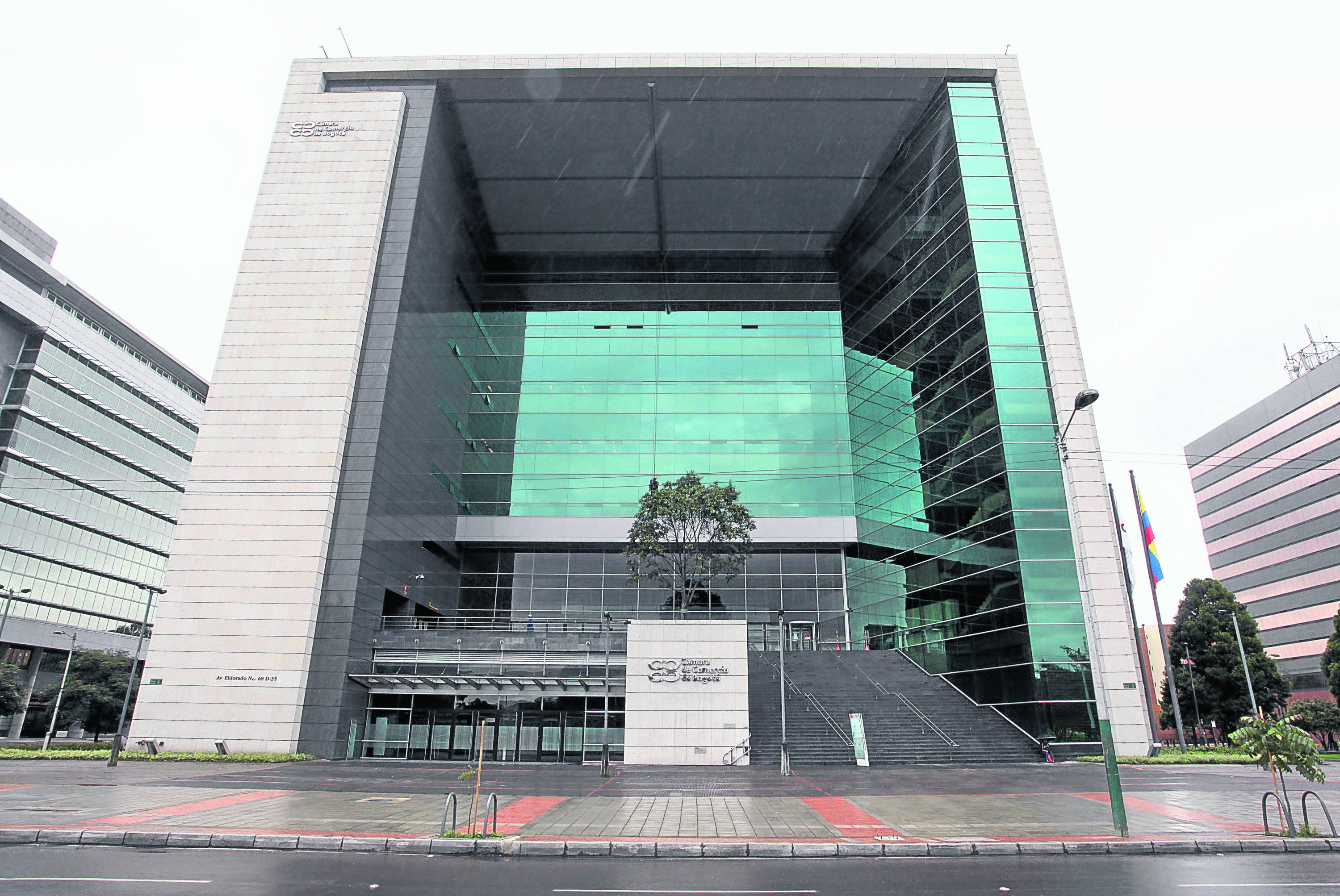 ¿Cuales sedes hay de la camara de comercio en Bogotá?