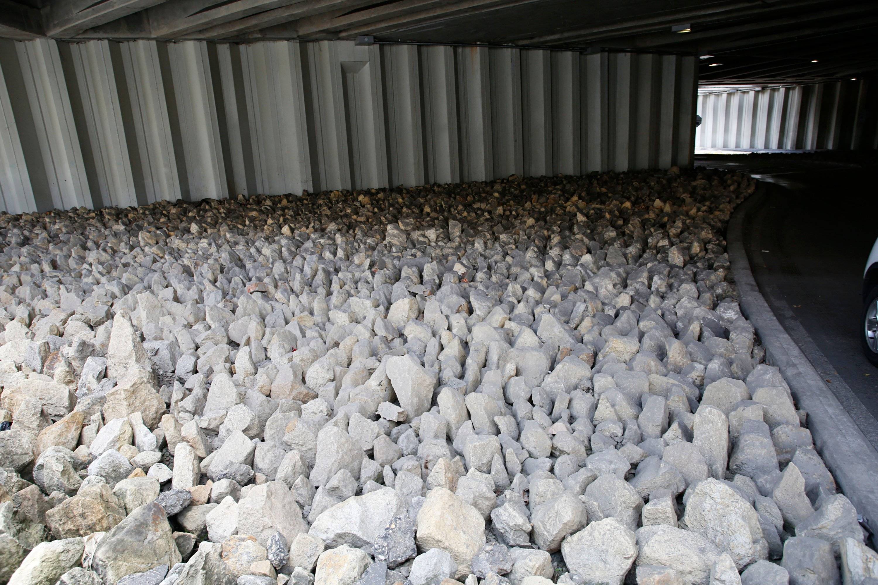 Qué es la arquitectura hostil y cómo se usa en las ciudades