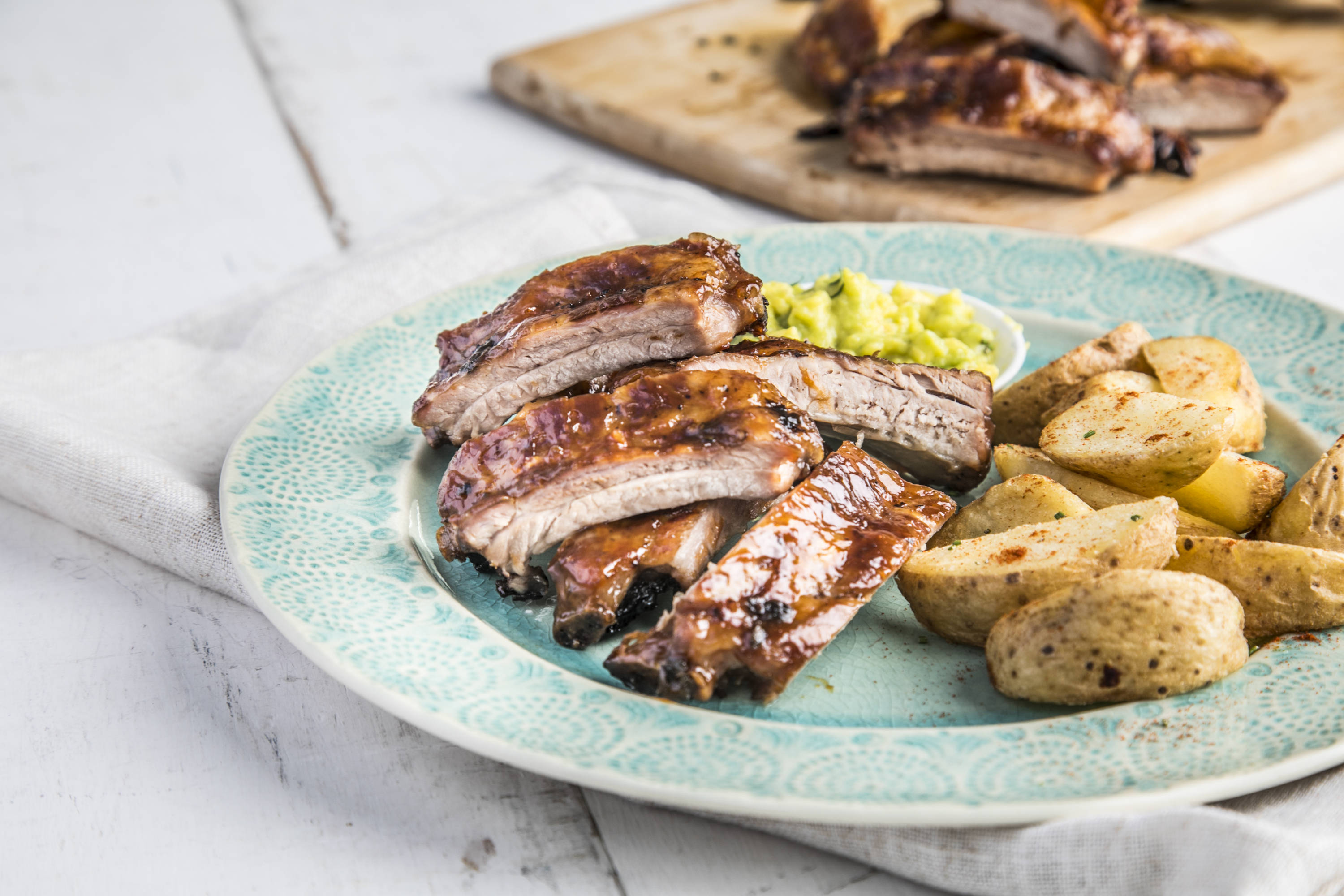 Receta para preparar deliciosas costillas de cerdo ahumadas