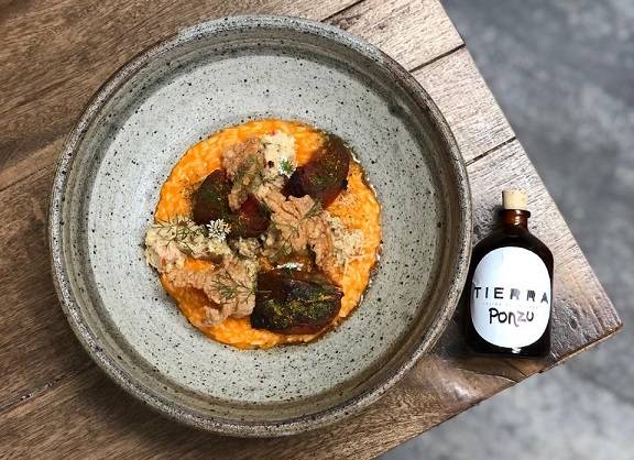 Así cambió Tierra Restaurante, en tres cocinas, para enfrentar el 2020