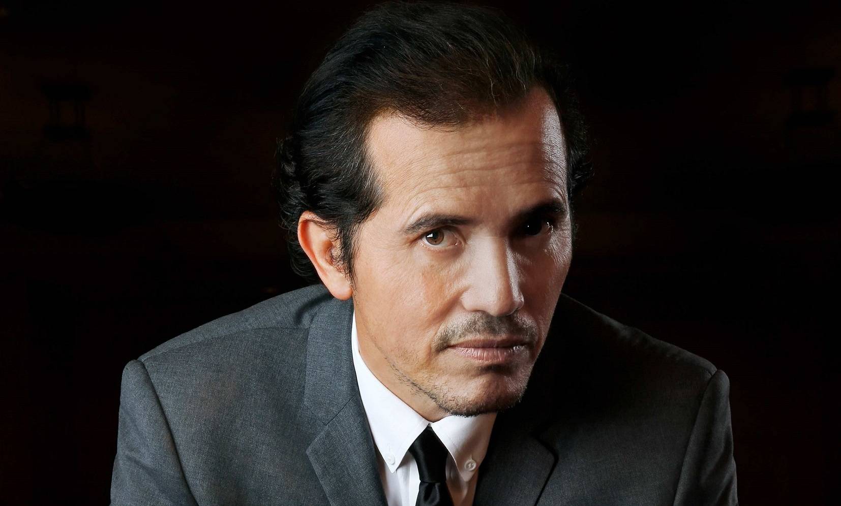 John Leguizamo: El inexplicable y extraño giro en la carrera del actor