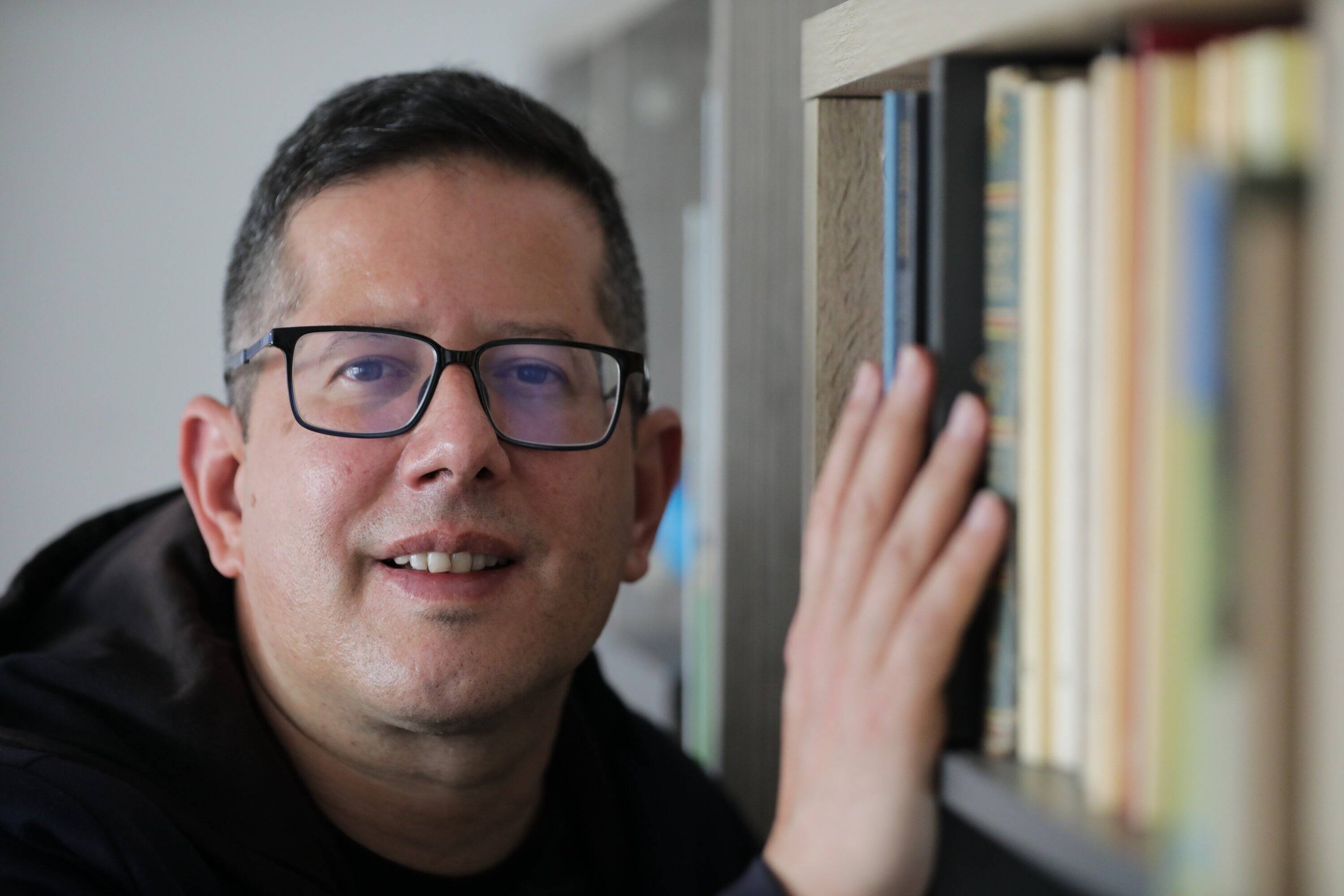 Fanuel Hanán Díaz aborda la migración venezolana, desde los ojos de un niño