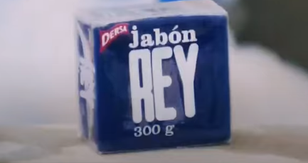 ¿Cuáles son los usos del Jabón Rey? lavar cabello, limpiar rostro