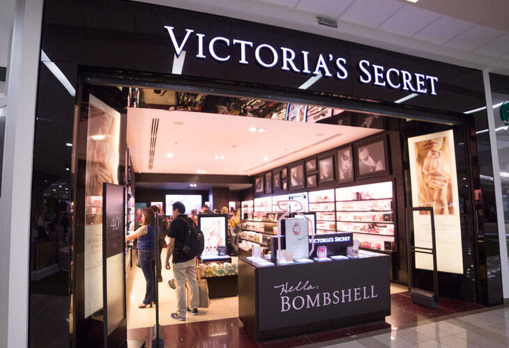 El curioso origen de Victoria’s Secret, los primeros 'ángeles' y el ...