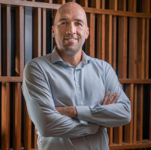 Oppo Reno 7, entrevista Eduardo Morones, latinoamérica