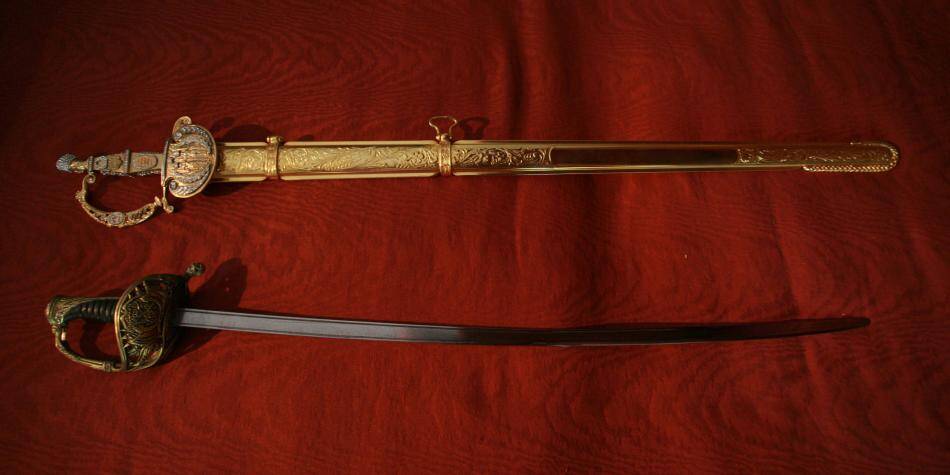 Espadas: ¿Cuál fue la primera espada en el mundo?