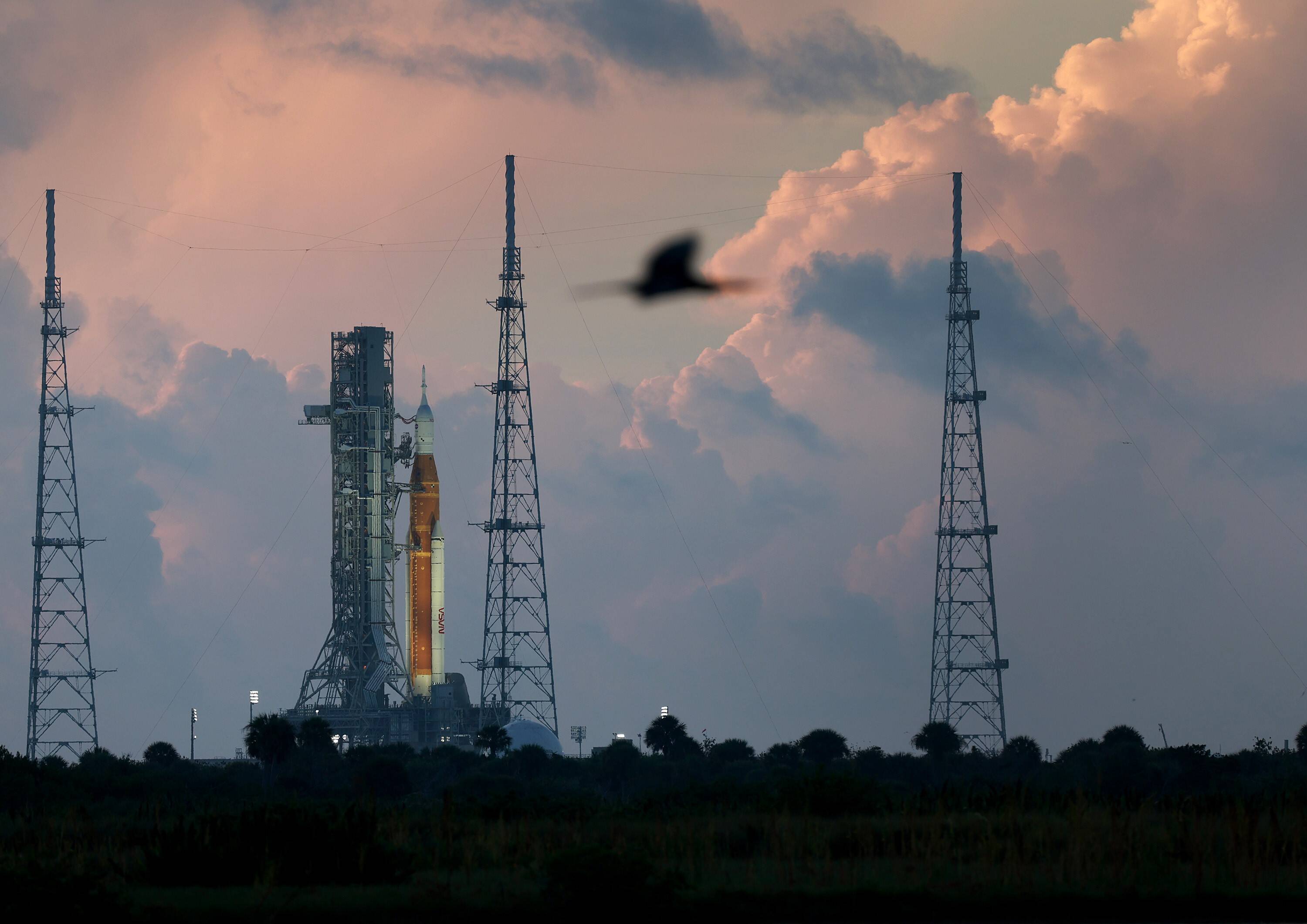 Nasa reprograma para noviembre el lanzamiento de su cohete lunar