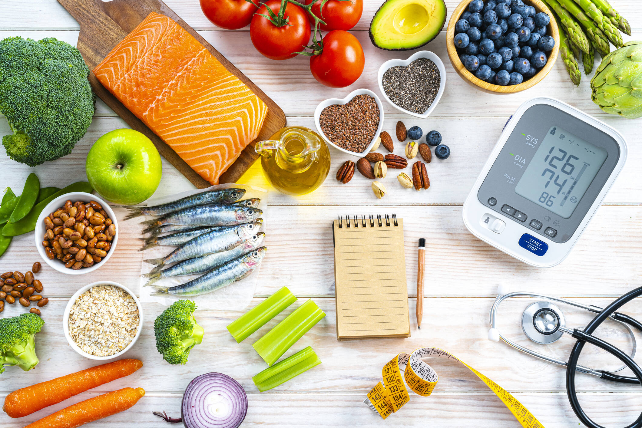 Si tengo el colesterol alto, ¿qué alimentos tengo prohibido consumir?