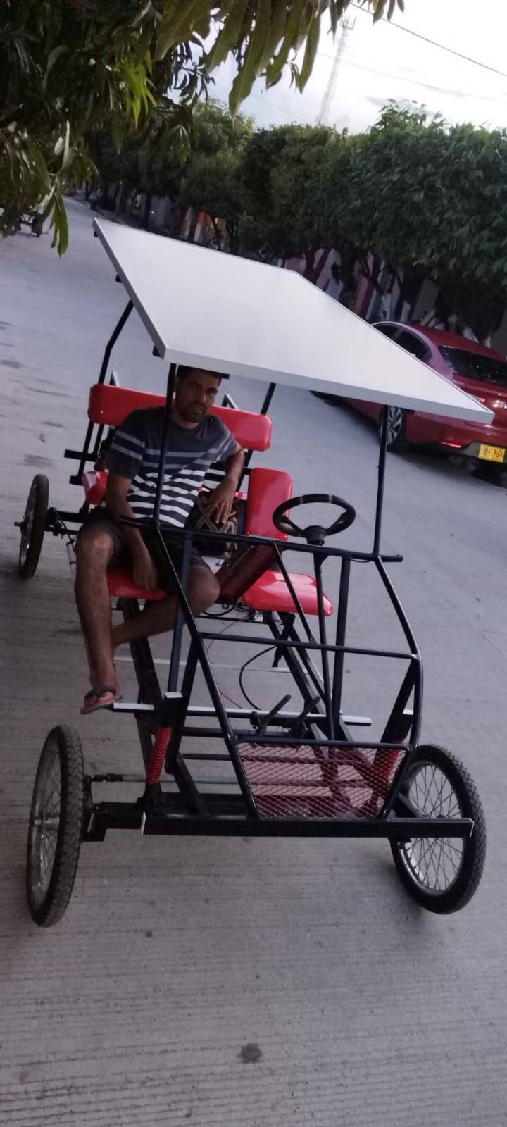 Atlántico: así es el carro solar que rueda en Palmar de Varela